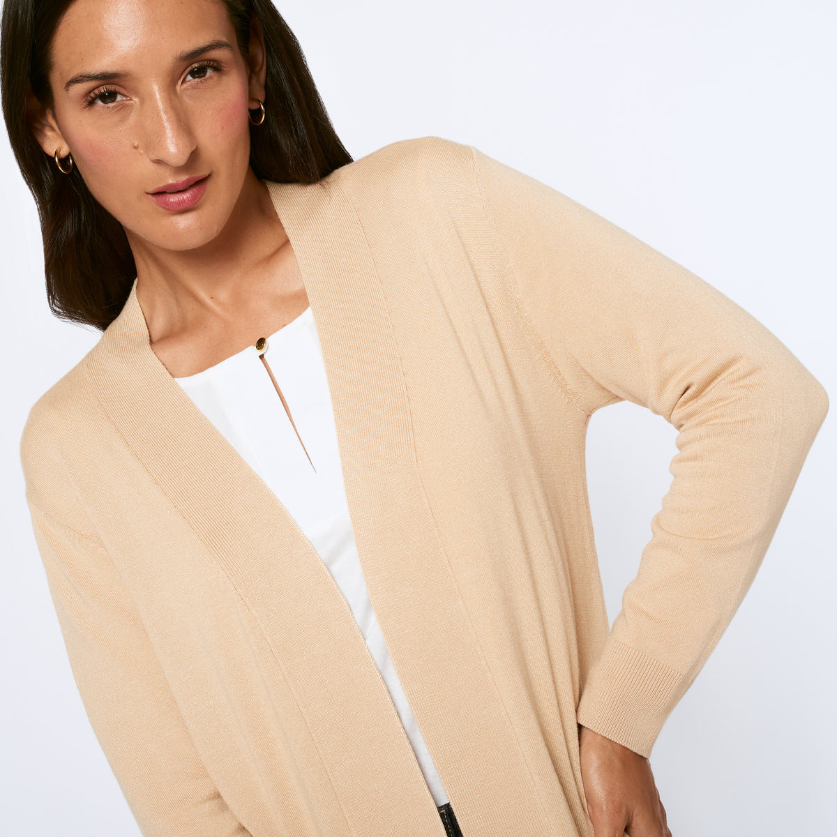 Chompa Jenna Beige – FINA